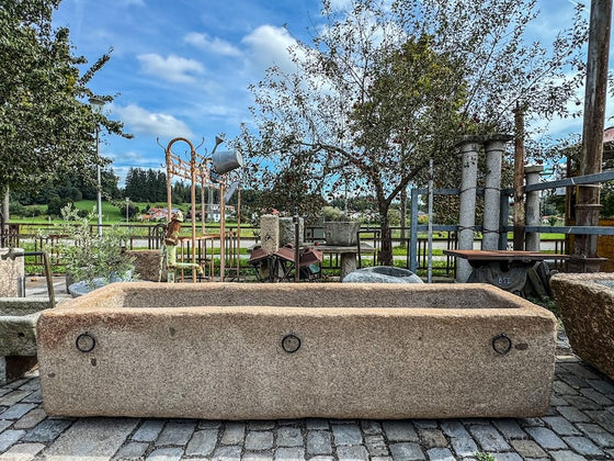 Alte Brunnen - Antike Brunnen - historische Brunnen - Brunnen alt ...