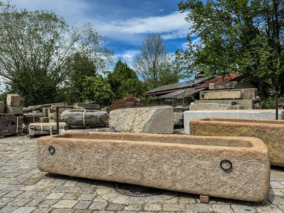 Alte Brunnen - Antike Brunnen - historische Brunnen - Brunnen alt ...