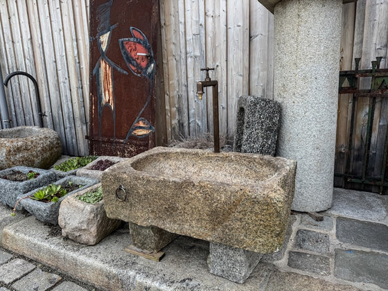 Alte Brunnen - Antike Brunnen - historische Brunnen - Brunnen alt ...