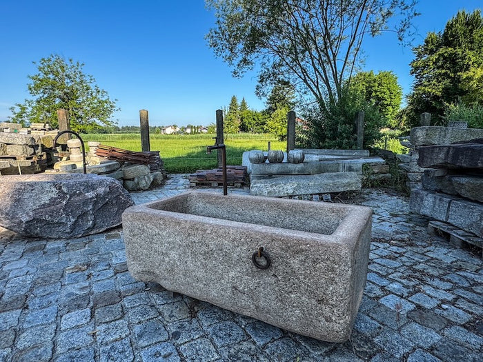 Steinbrunnen Gartenideen: Inspirierende Wohlfühloasen & Tipps