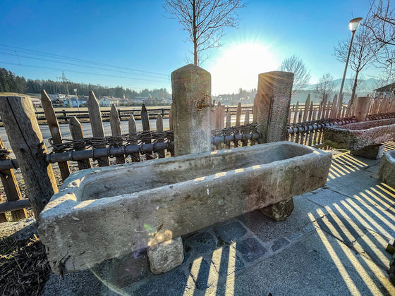 Natursteinbrunnen aus Granit für Ihren Garten - viele Unikate ...