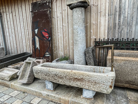 Alte Brunnen - Antike Brunnen - historische Brunnen - Brunnen alt ...