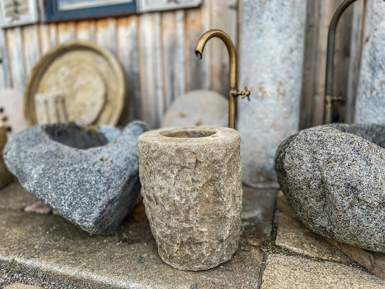 Alte Brunnen - Antike Brunnen - historische Brunnen - Brunnen alt ...